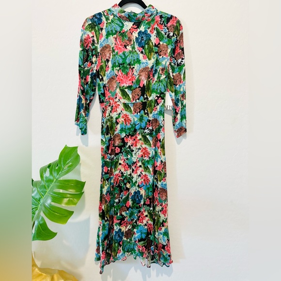 Zara | Dresses | Zara Nwt Watercolor Floral With Open Back Midi Dress ...